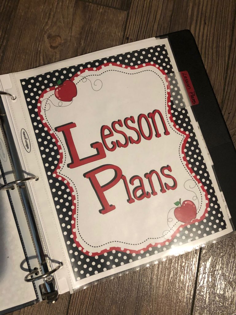 Get Organized: Use a Teacher’s Binder – Mrs. B's Best